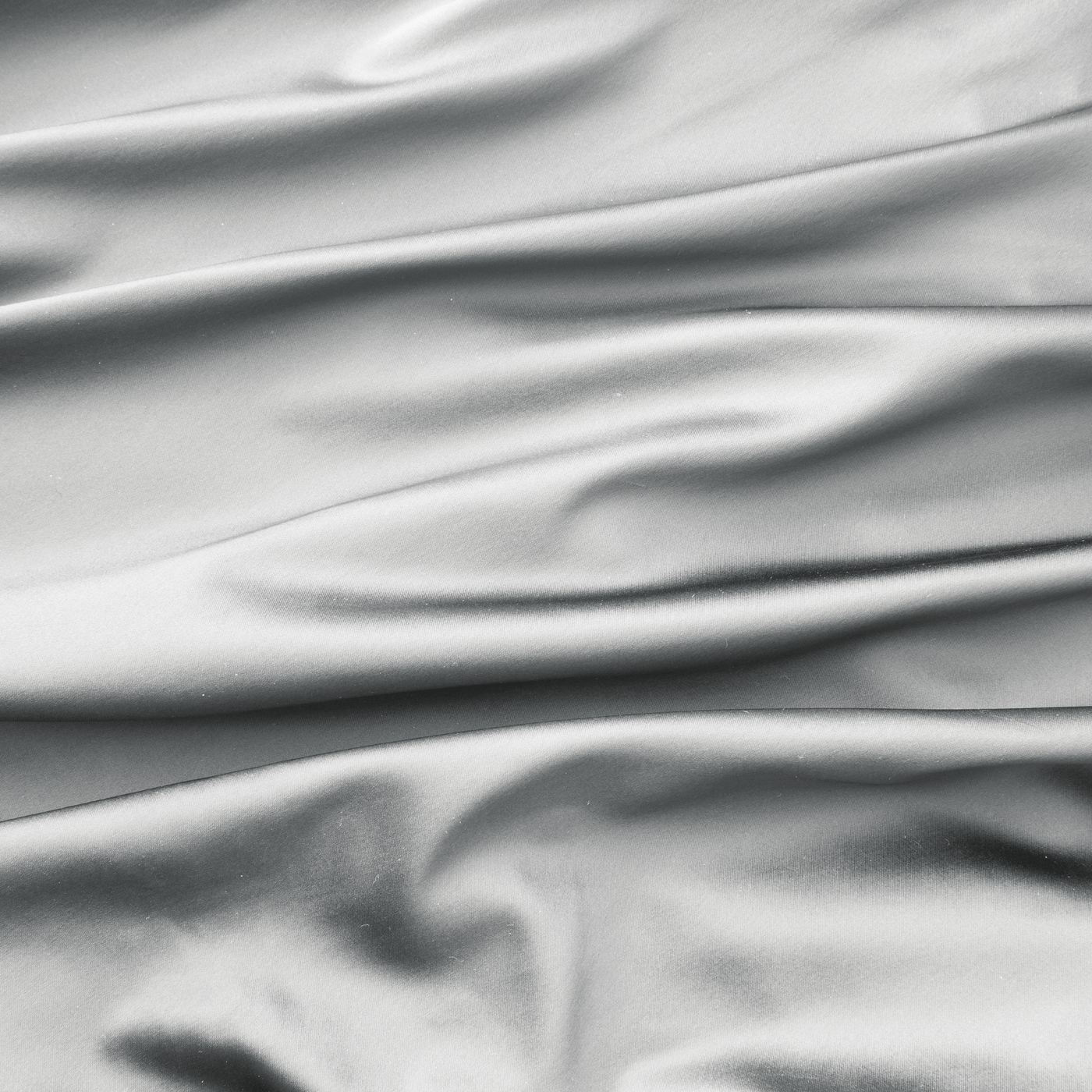 Groundology™ Bed Sheet - SoftSilver Grounding | EMF Shield